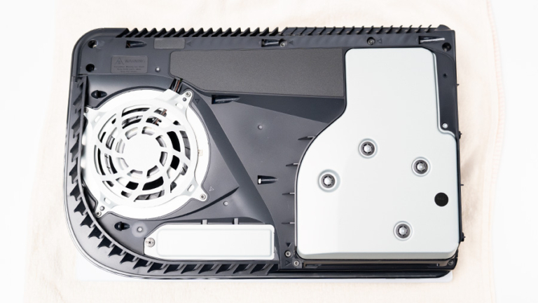 How to install an SSD on your PS5 console (2024) - IT基礎