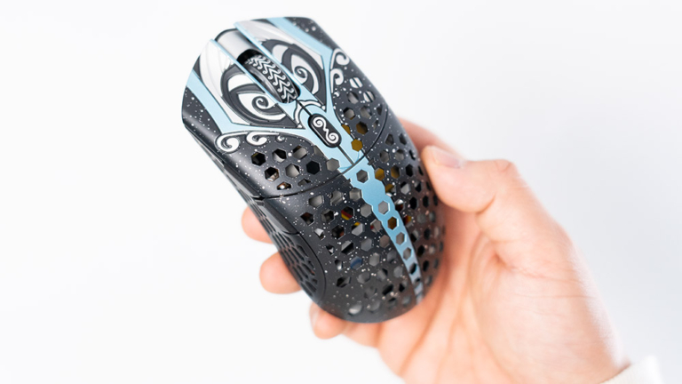 Finalmouse Starlight-12 Phantom レビュー | GameGeek