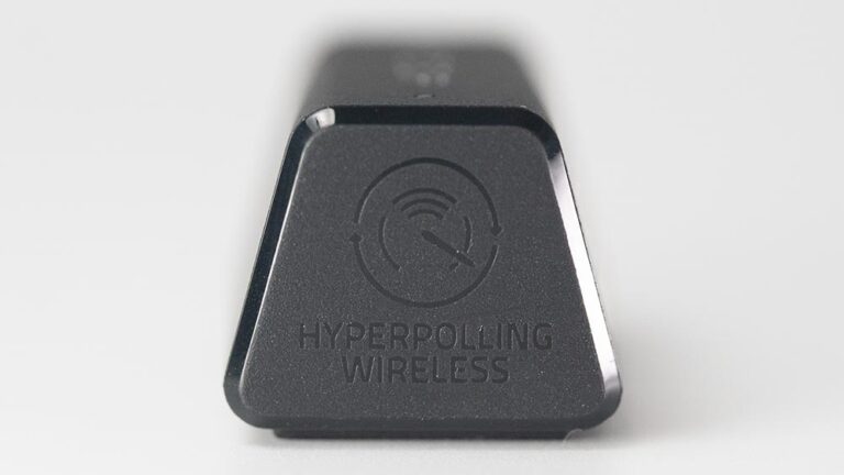 Razer Hyperpolling Wireless Dongle レビュー。ワイヤレスで4Kポーリングレート | ゲームギーク