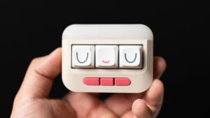 Wooting UwU レビュー。可愛くてパワフルなミニキーボード | GameGeek